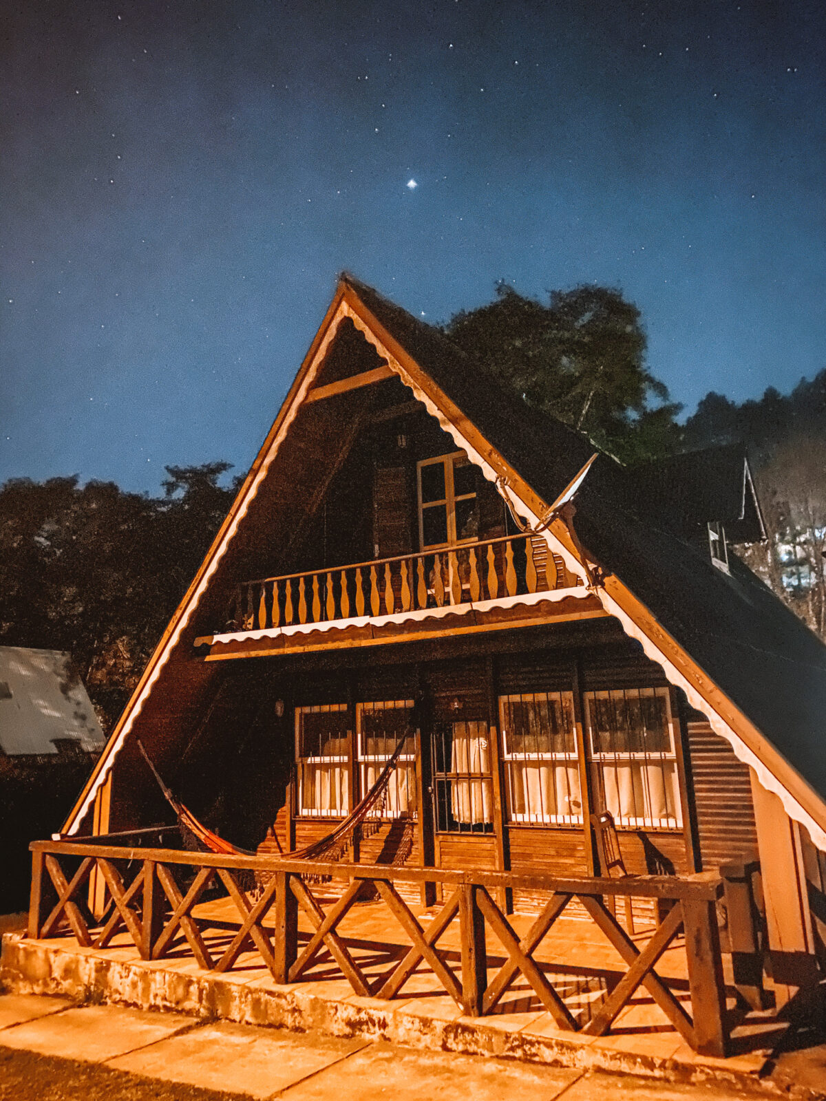 Hospede-se em um chalé em Campos do Jordão - Trip to Follow